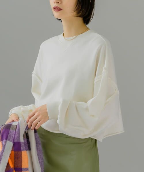 【セール】 『UR TECH』クロップドダメージスウェット （スウェット）｜＊＊KBF / ケービーエフ ファッション通販 タカシマヤファッションスクエア