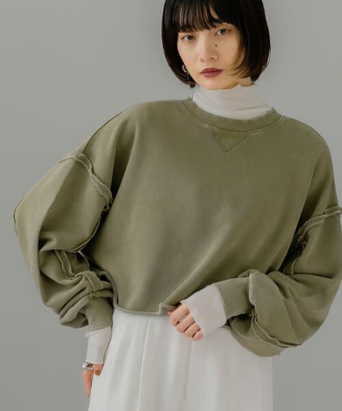 【セール】 『UR TECH』クロップドダメージスウェット （スウェット）｜＊＊KBF / ケービーエフ ファッション通販 タカシマヤファッションスクエア