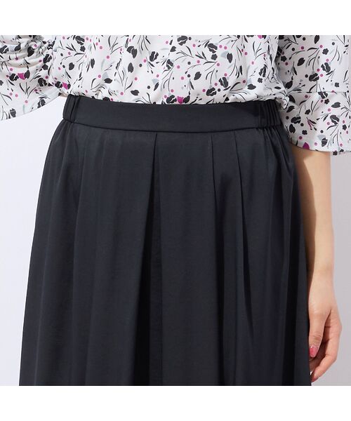 【洗える】シルキーツイル タックスカート （ミニ・ひざ丈スカート）｜LOBJIE / ロブジェ ファッション通販 タカシマヤファッションスクエア